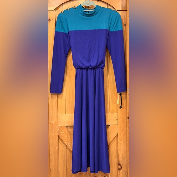 Jessica Howard | Dresses | Vintage Jessica Howard By Mitchell Rodbell ...
